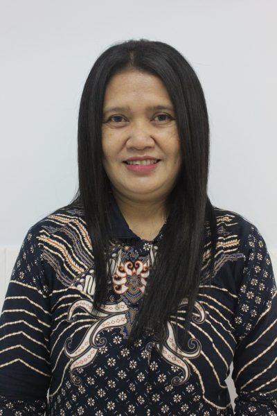 Guru dan Karyawan – SMA Kristen Petra 4